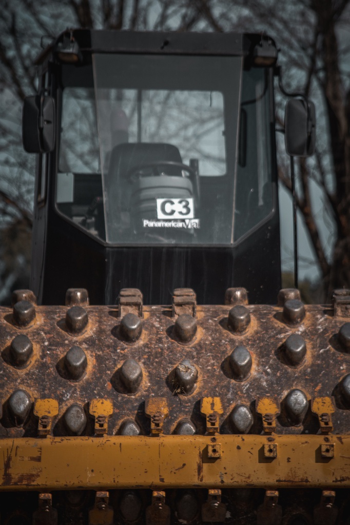 Compactador Caterpillar CS-533E | Herdea